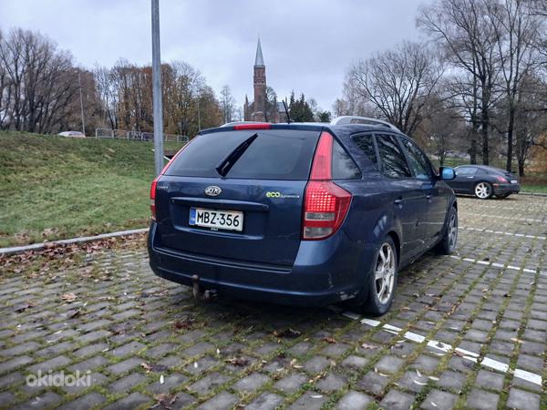 Blue Kia Ceed 2010 in Viljandi, with an engine capacity of 1.60 L and mileage of 312 thousand km for 999 €, photo 4 on AUTOMOTO.COM.LV