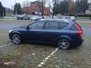 Zils Kia Ceed 2010 Viljandi, ar dzinēja tilpumu 1.60 L un nobraukumu 312 tūkst. km par 999 €, foto 10 vietnē AUTOMOTO.COM.LV