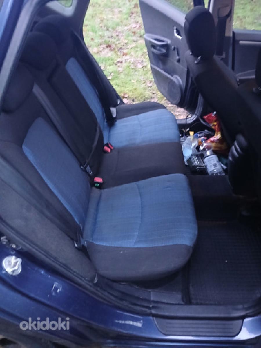 Zils Kia Ceed 2010 Viljandi, ar dzinēja tilpumu 1.60 L un nobraukumu 312 tūkst. km par 999 €, foto 16 vietnē AUTOMOTO.COM.LV