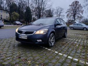 Zils Kia Ceed 2010 Viljandi, ar dzinēja tilpumu 1.60 L un nobraukumu 312 tūkst. km par 999 €, foto 17 vietnē AUTOMOTO.COM.LV