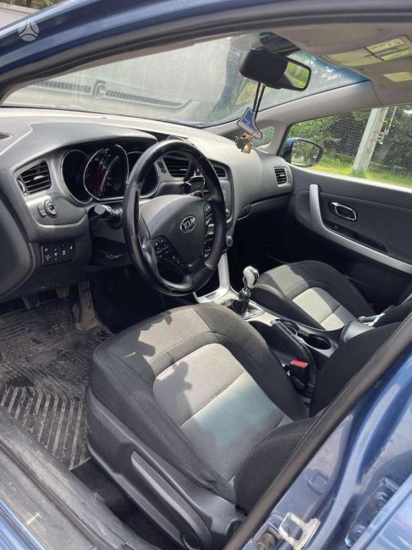 Zils Kia Ceed 2012 Kauņa, ar dzinēja tilpumu 1.58 L un nobraukumu 310 tūkst. km par 3650 €, foto 9 vietnē AUTOMOTO.COM.LV