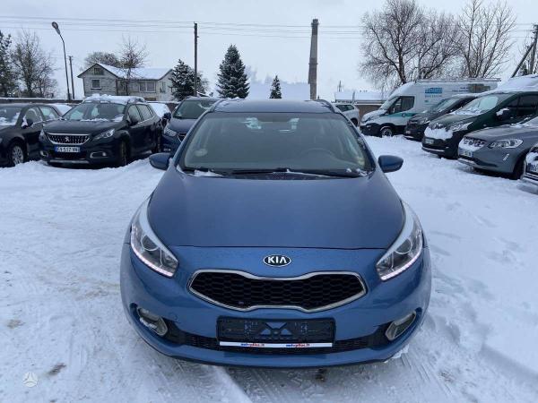 Zils Kia Ceed 2014 Tauragė, ar dzinēja tilpumu 1.59 L un nobraukumu 240 tūkst. km par 2900 €, foto 3 vietnē AUTOMOTO.COM.LV