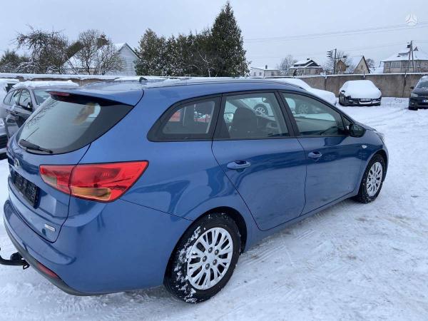 Zils Kia Ceed 2014 Tauragė, ar dzinēja tilpumu 1.59 L un nobraukumu 240 tūkst. km par 2900 €, foto 5 vietnē AUTOMOTO.COM.LV