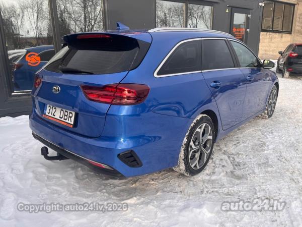 Zils Kia Ceed 2019 Tallina, ar dzinēja tilpumu 1.60 L un nobraukumu 165 tūkst. km par 11990 €, foto 4 vietnē AUTOMOTO.COM.LV