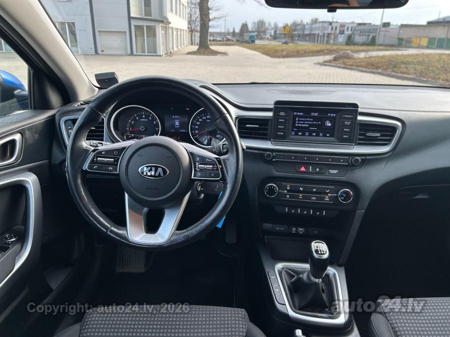 Zils Kia Ceed 2019 Tartu, ar dzinēja tilpumu 1.40 L un nobraukumu 61 tūkst. km par 10200 €, foto 10 vietnē AUTOMOTO.COM.LV
