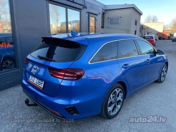 Zils Kia Ceed 2019 Tallina, ar dzinēja tilpumu 1.60 L un nobraukumu 165 tūkst. km par 11990 €, foto 4 vietnē AUTOMOTO.COM.LV