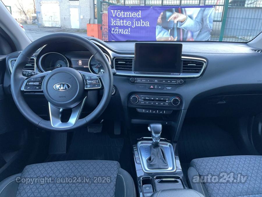 Zils Kia Ceed 2019 Tallina, ar dzinēja tilpumu 1.60 L un nobraukumu 165 tūkst. km par 11990 €, foto 11 vietnē AUTOMOTO.COM.LV