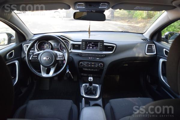 Blue Kia Ceed 2019 in Riga, with an engine capacity of 1.60 L and mileage of 177 thousand km for 8400 €, photo 4 on AUTOMOTO.COM.LV