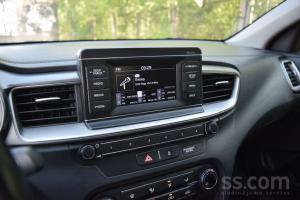 Blue Kia Ceed 2019 in Riga, with an engine capacity of 1.60 L and mileage of 177 thousand km for 8400 €, photo 7 on AUTOMOTO.COM.LV