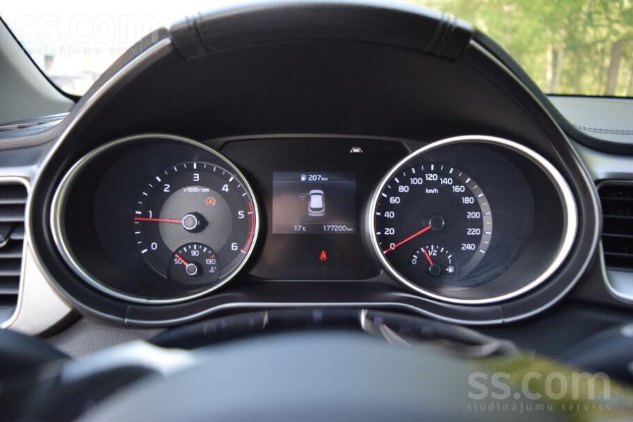 Blue Kia Ceed 2019 in Riga, with an engine capacity of 1.60 L and mileage of 177 thousand km for 8400 €, photo 8 on AUTOMOTO.COM.LV