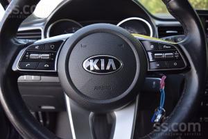 Blue Kia Ceed 2019 in Riga, with an engine capacity of 1.60 L and mileage of 177 thousand km for 8400 €, photo 9 on AUTOMOTO.COM.LV