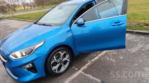 Zils Kia Ceed 2019 Rīga, ar dzinēja tilpumu 1.40 L un nobraukumu 72 tūkst. km par 12000 €, foto 3 vietnē AUTOMOTO.COM.LV