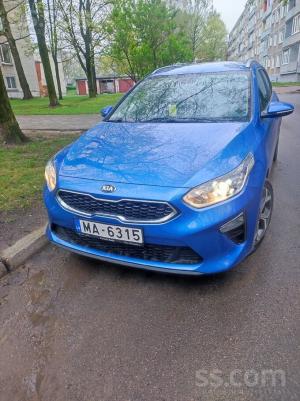 Zils Kia Ceed 2019 Rīga, ar dzinēja tilpumu 1.40 L un nobraukumu 72 tūkst. km par 12000 €, foto 5 vietnē AUTOMOTO.COM.LV