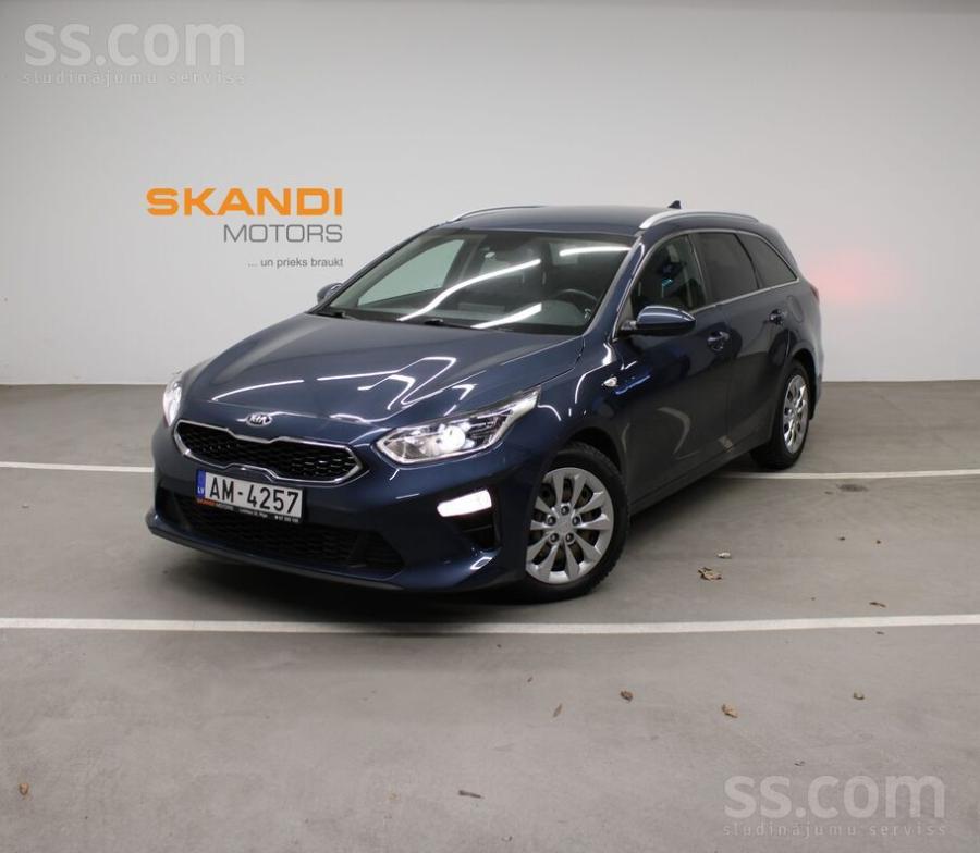Blue Kia Ceed 2020 in Riga, with an engine capacity of 1.40 L and mileage of 138 thousand km for 12990 €, photo 1 on AUTOMOTO.COM.LV