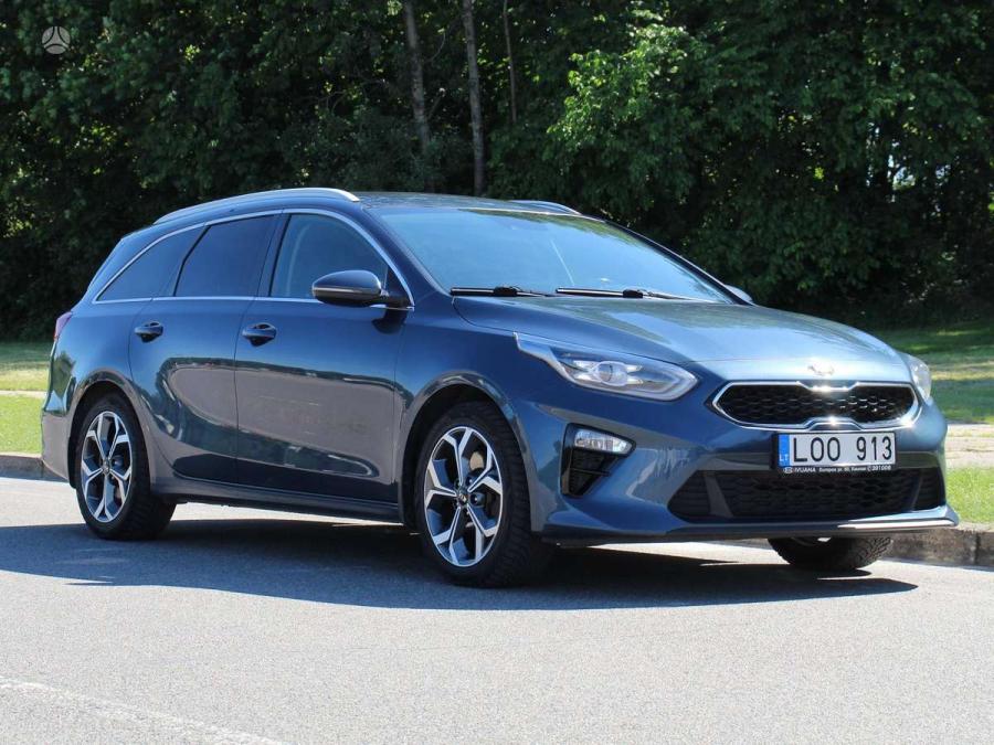 Blue Kia Ceed 2020 in Vilnius, with an engine capacity of 1.35 L and mileage of 97 thousand km for 13990 €, photo 1 on AUTOMOTO.COM.LV