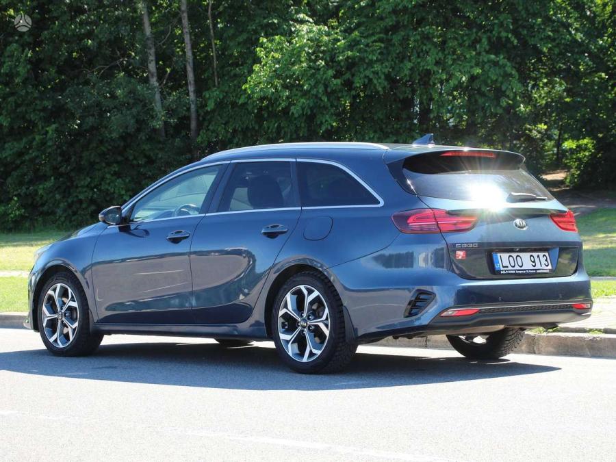Blue Kia Ceed 2020 in Vilnius, with an engine capacity of 1.35 L and mileage of 97 thousand km for 13990 €, photo 3 on AUTOMOTO.COM.LV