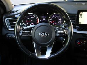 Blue Kia Ceed 2020 in Vilnius, with an engine capacity of 1.35 L and mileage of 97 thousand km for 13990 €, photo 12 on AUTOMOTO.COM.LV