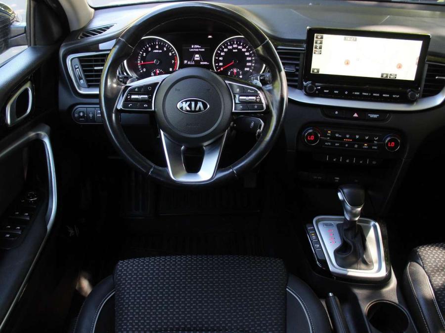 Blue Kia Ceed 2020 in Vilnius, with an engine capacity of 1.35 L and mileage of 97 thousand km for 13990 €, photo 14 on AUTOMOTO.COM.LV
