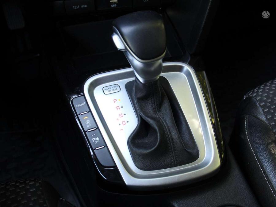 Blue Kia Ceed 2020 in Vilnius, with an engine capacity of 1.35 L and mileage of 97 thousand km for 13990 €, photo 24 on AUTOMOTO.COM.LV
