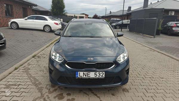 Zils Kia Ceed 2020 Kauņa, ar dzinēja tilpumu 1.35 L un nobraukumu 94 tūkst. km par 13200 €, foto 2 vietnē AUTOMOTO.COM.LV