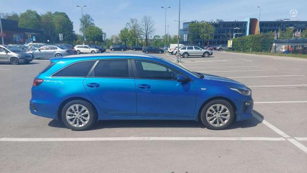 Blue Kia Ceed 2020 in Vilnius, with an engine capacity of 1.60 L and mileage of 180 thousand km for 4800 €, photo 5 on AUTOMOTO.COM.LV