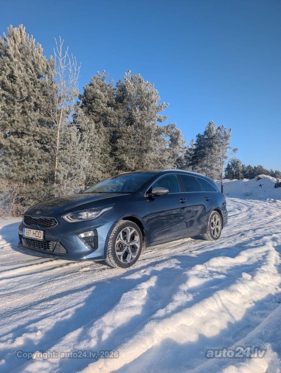 Blue Kia Ceed 2021 in Tallinn, with an engine capacity of 1.50 L and mileage of 81 thousand km for 16899 €, photo 3 on AUTOMOTO.COM.LV