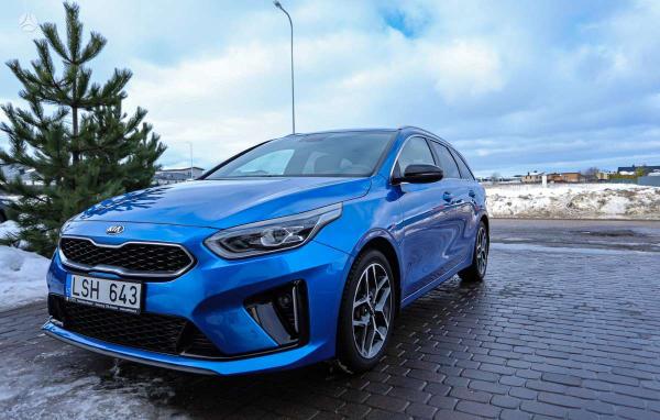 Zils Kia Ceed 2021 Kauņa, ar dzinēja tilpumu 1.35 L un nobraukumu 78 tūkst. km par 17000 €, foto  vietnē AUTOMOTO.COM.LV