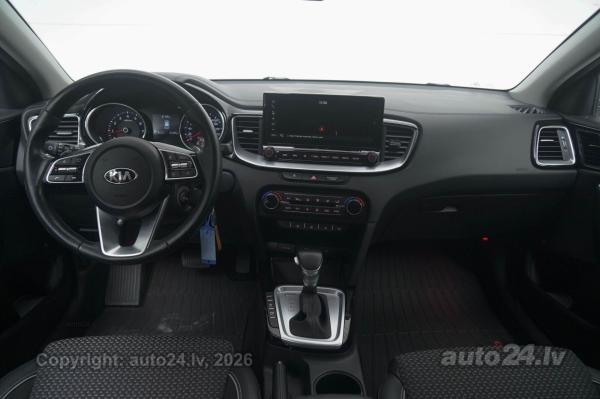 Zils Kia Ceed 2021 Tallina, ar dzinēja tilpumu 1.50 L un nobraukumu 81 tūkst. km par 16990 €, foto 7 vietnē AUTOMOTO.COM.LV