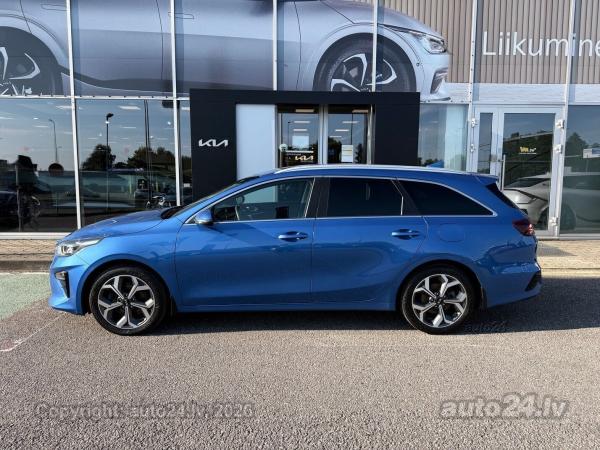 Blue Kia Ceed 2021 in Tallinn, with an engine capacity of 1.40 L and mileage of 89 thousand km for 14900 €, photo 2 on AUTOMOTO.COM.LV