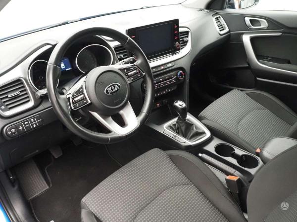 Blue Kia Ceed 2021 in Vilnius, with an engine capacity of 1.00 L and mileage of 147 thousand km for 9500 €, photo 9 on AUTOMOTO.COM.LV