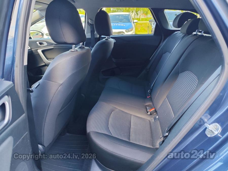 Blue Kia Ceed 2021 in Tallinn, with an engine capacity of 1.50 L and mileage of 124 thousand km for 14000 €, photo 12 on AUTOMOTO.COM.LV