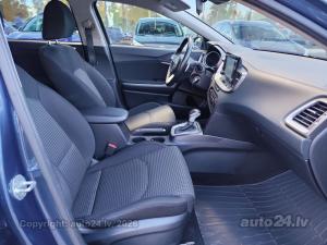 Blue Kia Ceed 2021 in Tallinn, with an engine capacity of 1.50 L and mileage of 124 thousand km for 14000 €, photo 15 on AUTOMOTO.COM.LV