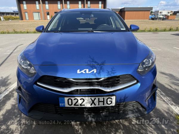 Blue Kia Ceed 2022 in Tallinn, with an engine capacity of 1.50 L and mileage of 104 thousand km for 15000 €, photo 4 on AUTOMOTO.COM.LV