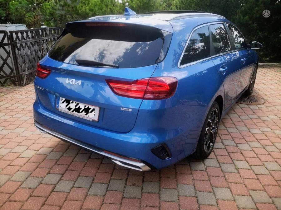 Blue Kia Ceed 2022 in Kaunas, with an engine capacity of 1.58 L and mileage of 65 thousand km for 17450 €, photo 11 on AUTOMOTO.COM.LV