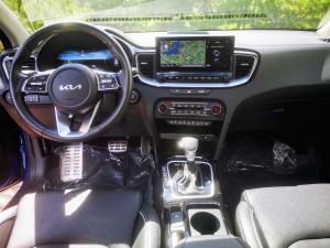 Blue Kia Ceed 2022 in Kaunas, with an engine capacity of 1.58 L and mileage of 65 thousand km for 17450 €, photo 15 on AUTOMOTO.COM.LV