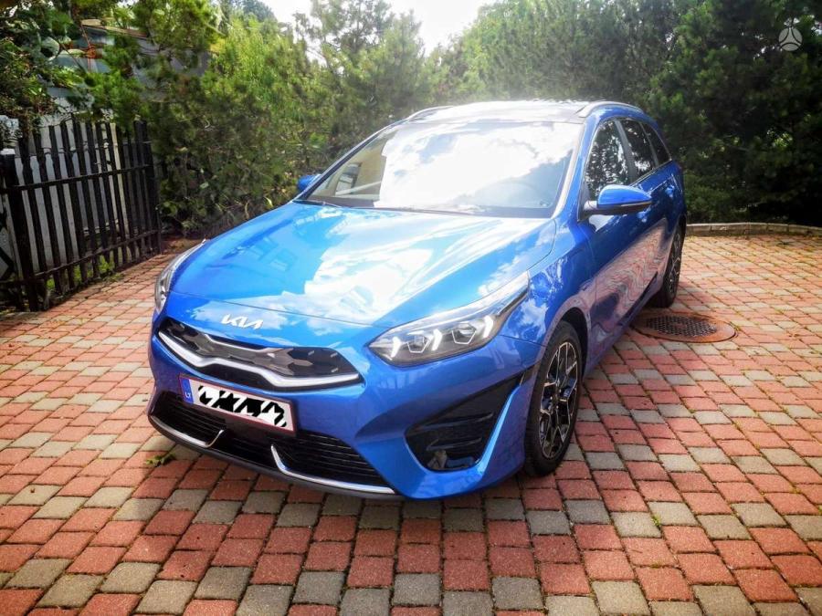 Blue Kia Ceed 2022 in Kaunas, with an engine capacity of 1.58 L and mileage of 65 thousand km for 17450 €, photo 28 on AUTOMOTO.COM.LV