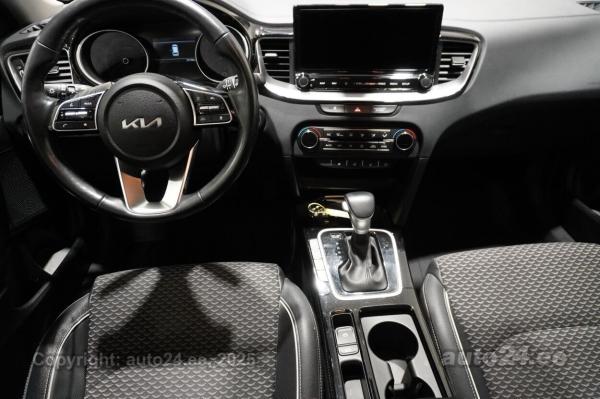 Blue Kia Ceed 2023 in Tallinn, with an engine capacity of 1.50 L and mileage of 73 thousand km for 17000 €, photo 11 on AUTOMOTO.COM.LV