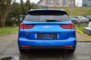 Blue Kia Ceed 2023 in Kretinga, with an engine capacity of 1.50 L and mileage of 64 thousand km for 15950 €, photo 6 on AUTOMOTO.COM.LV
