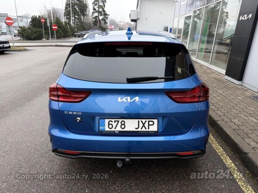 Zils Kia Ceed 2023 Tallina, ar dzinēja tilpumu 1.60 L un nobraukumu 134 tūkst. km par 17900 €, foto 3 vietnē AUTOMOTO.COM.LV