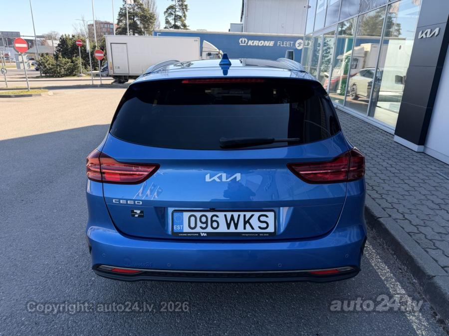 Zils Kia Ceed 2023 Tallina, ar dzinēja tilpumu 1.50 L un nobraukumu 97 tūkst. km par 19900 €, foto 4 vietnē AUTOMOTO.COM.LV