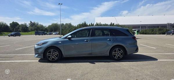 Blue Kia Ceed 2023 in Siauliai, with an engine capacity of 1.00 L and mileage of 88 thousand km for 10500 €, photo 2 on AUTOMOTO.COM.LV
