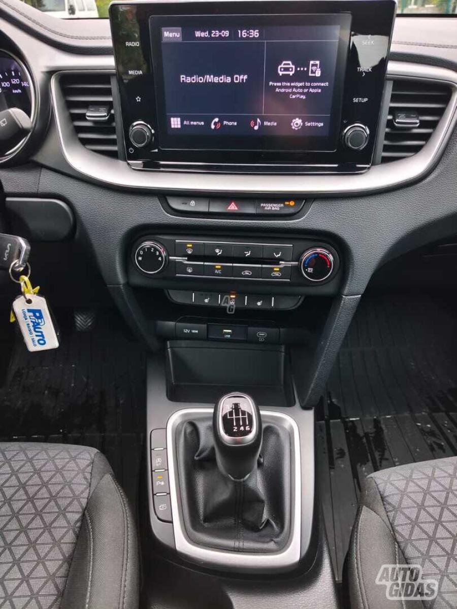 Zils Kia Ceed 2023 Šauļi, ar dzinēja tilpumu 1.00 L un nobraukumu 88 tūkst. km par 12600 €, foto 17 vietnē AUTOMOTO.COM.LV