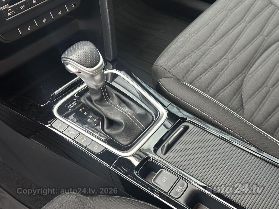 Zils Kia Ceed 2024 Tartu, ar dzinēja tilpumu 1.50 L un nobraukumu 31 tūkst. km par 24990 €, foto 12 vietnē AUTOMOTO.COM.LV