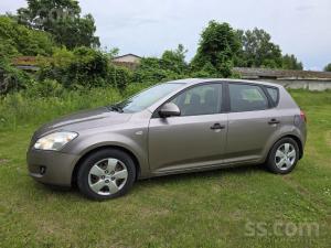 Brown Kia Ceed 2007 in Dobele, with an engine capacity of 1.40 L and mileage of 181 thousand km for 1280 €, photo 4 on AUTOMOTO.COM.LV