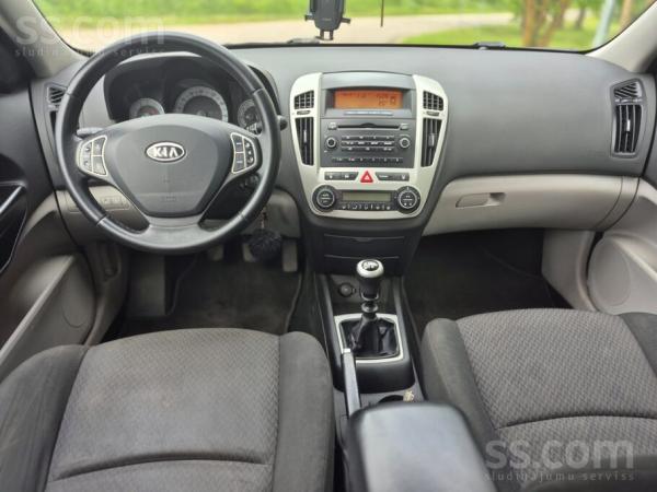 Brūns Kia Ceed 2007 Rīga, ar dzinēja tilpumu 1.40 L un nobraukumu 246 tūkst. km par 1700 €, foto 5 vietnē AUTOMOTO.COM.LV