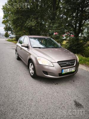 Brown Kia Ceed 2007 in Riga, with an engine capacity of 1.60 L and mileage of 362 thousand km for 789 €, photo  on AUTOMOTO.COM.LV
