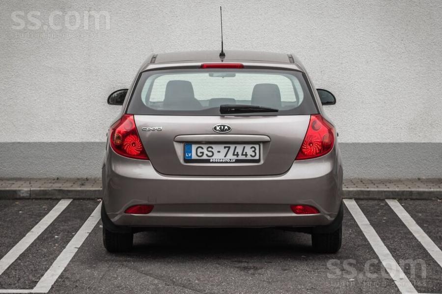 Brūns Kia Ceed 2007 Rīga, ar dzinēja tilpumu 1.60 L un nobraukumu 266 tūkst. km par 2750 €, foto 6 vietnē AUTOMOTO.COM.LV