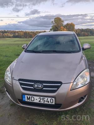 Brūns Kia Ceed 2007 Liepāja, ar dzinēja tilpumu 1.60 L un nobraukumu 383 tūkst. km par 400 €, foto  vietnē AUTOMOTO.COM.LV