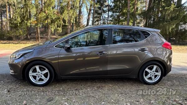 Brūns Kia Ceed 2012 Tallina, ar dzinēja tilpumu 1.60 L un nobraukumu 189 tūkst. km par 6390 €, foto 2 vietnē AUTOMOTO.COM.LV