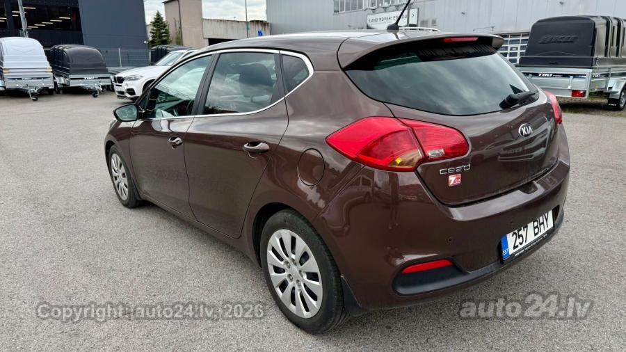 Brūns Kia Ceed 2013 Tallina, ar dzinēja tilpumu 1.60 L un nobraukumu 163 tūkst. km par 5990 €, foto 8 vietnē AUTOMOTO.COM.LV
